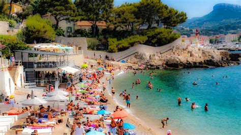 A Walk Around Bestouan Beach In Cassis France La Vie Zine