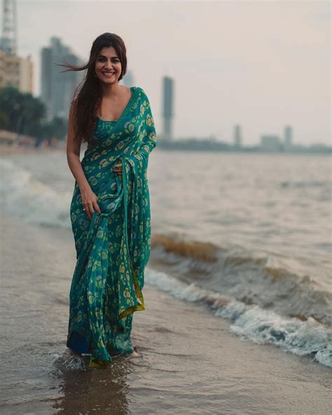 Shreya Dhanwanthary హద్దు లేకుండా తెలుగు నటి అందాల ఆరబోత అన్ని పార్ట్స్ చూపిస్తూ స్టన్