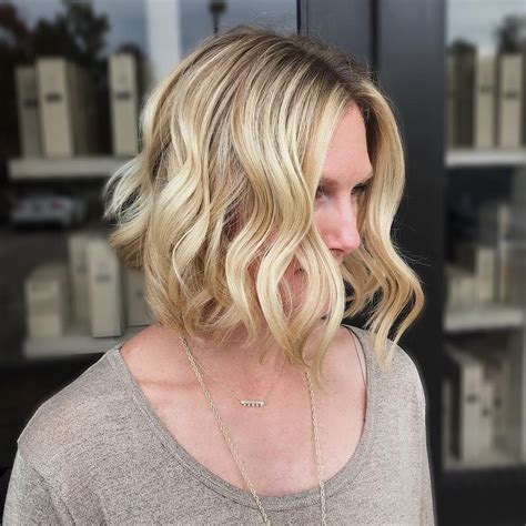 25 Sharp Wavy Bob Hair Ideas That Fit Creativebooster