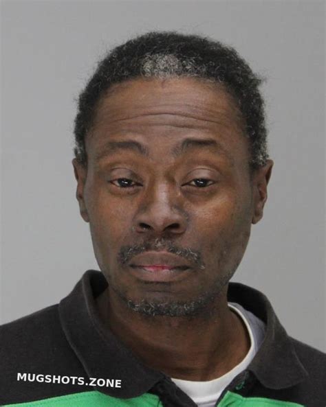 Hardmon Donivan 12012022 Dallas County Mugshots Zone