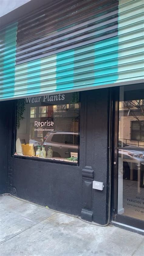 Pop Up Shop Window Signage Idea