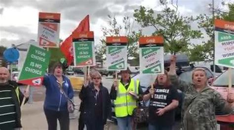 Ex Asda Baker Of 13 Years To Sue Over Controversial New Contract Somerset Live