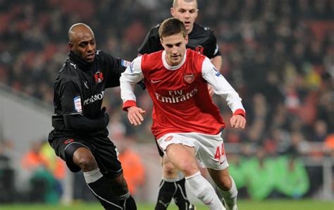 Conor Henderson Players Men