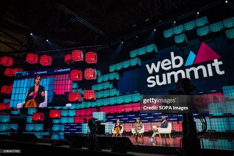 Morena Baccarin Actor And Ambassador At International Rescue News Photo Getty Images