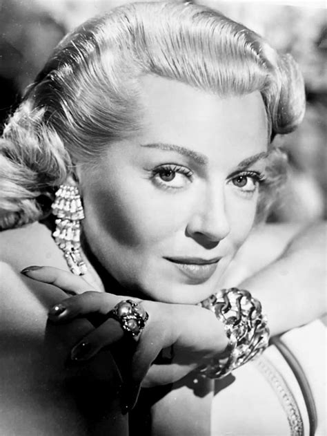 40 Stunning Studio Portraits Of Lana Turner In The 1940s ~ Vintage Everyday