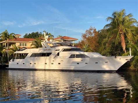 Mon Sheri Yacht 109ft Broward 1990 Yachtbuyer