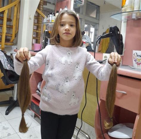 Banjaluka Ima Na šta Da Bude Ponosna Sedmogodišnja Vanja Jović Donirala Kosu Bolesnoj Djeci