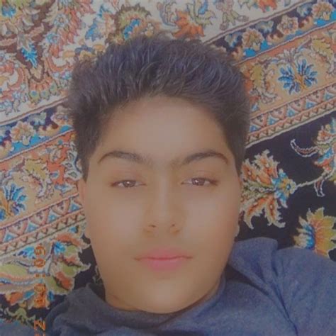 پسرک جذاب ویرگول