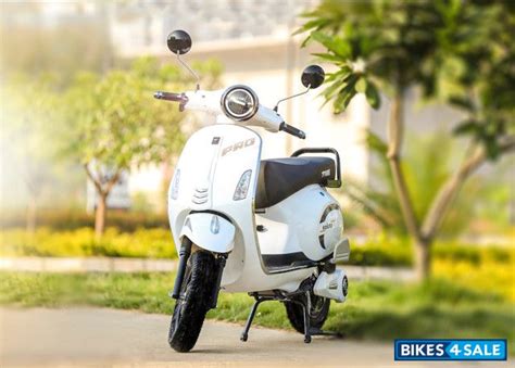 Pure Ev Epluto 7g Pro Price Specs Mileage Colours Photos And Reviews Bikes4sale