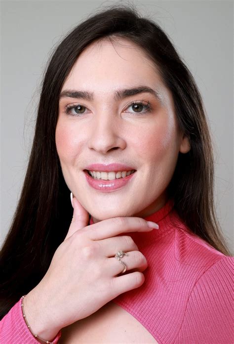 Claudia Bechara Modelos Da Gloss Model