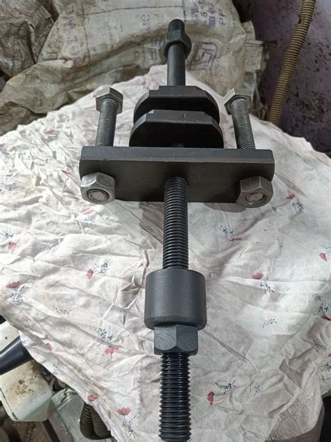 Tractor Sleeve Puller At ₹ 1450 Piece Anand Parbat New Delhi Id 2856502554962