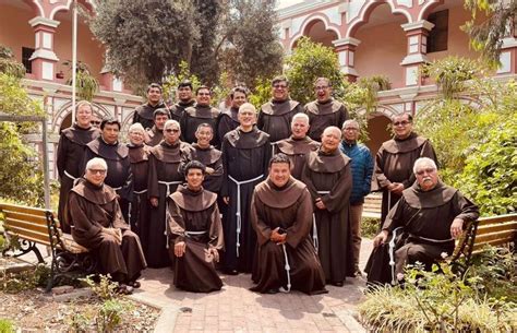 Ministro General Fr Massimo Fusarelli Ofm Realizó Visita Al Perú Franciscanos