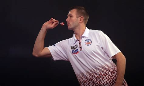 Razma PČ šautriņu Mešanā Sasniedz Trešo Kārtu Raksts