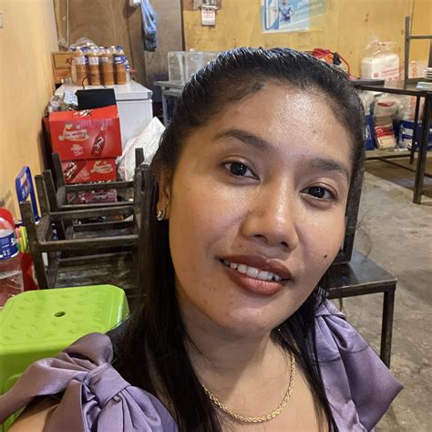 ចែគីនលក់គ្រឿងសមុទ្រស្រស់ៗ