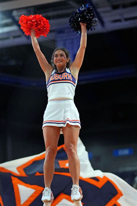 Im Dropping A Triple Double Auburn Cheerleaders Turn Heads With