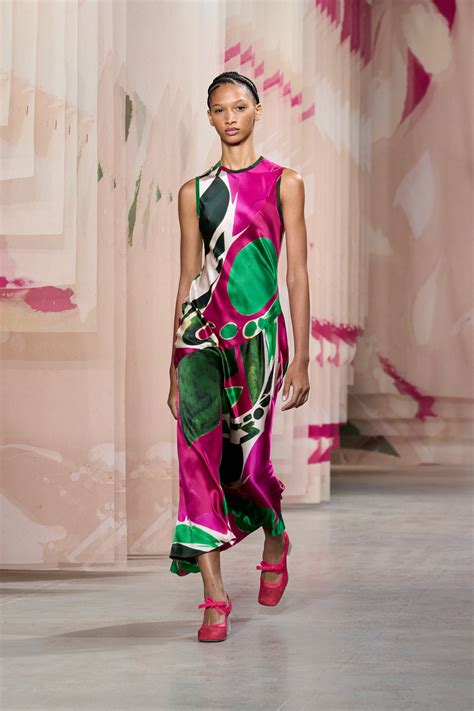 Ulla Johnson Spring 2025 Ready To Wear Fashion Show Vogue