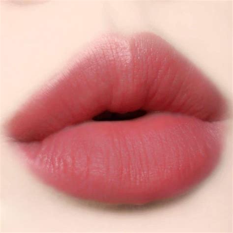 Son Mac 928 Sheer Outrage Màu Hồng Đào Nàng Thơ Ngọt Ngào