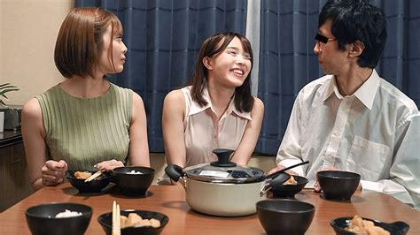 あたしの方が気持ちいいよ？」二段ベッドで彼氏とsex中の姉がうらやましくて鏡越しに彼氏を誘惑するヤリマン妹 汗だく潮だく中出し大射精2姉妹伴わせて16発！ 精子空っぽ逆ntr」：エロ動画