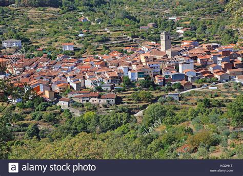 Linear Settlement Pattern Examples