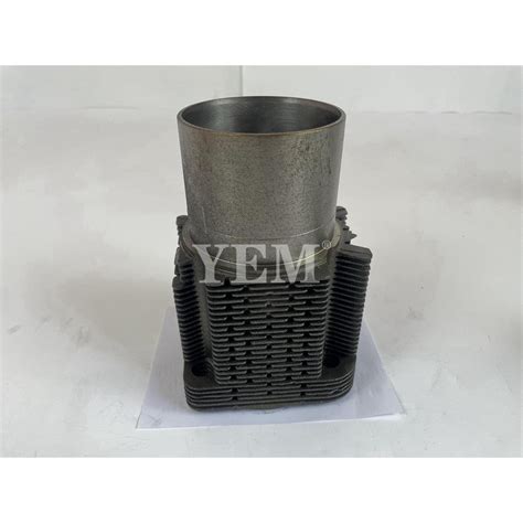 Deutz Bf6l913 Engines Parts Bf6l913 Sleeve