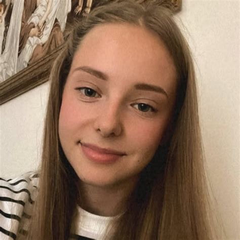 🤍nastya🤍 Nastyamostova04 • Threads Say More
