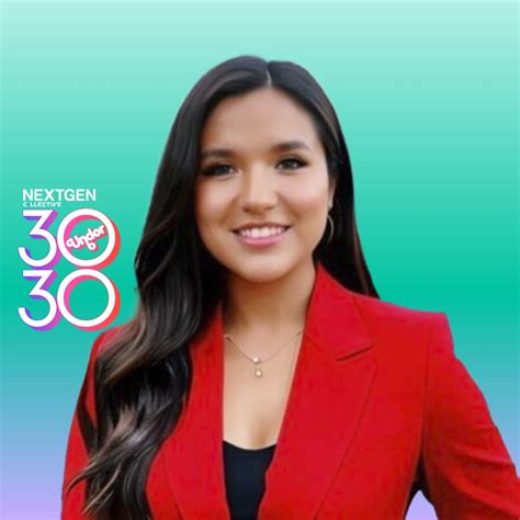 30 Under 30 Elvia Perez Inicio Ventures Hispanic Executive