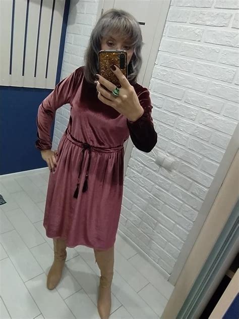 Велюрова сукня — ціна 320 грн у каталозі Сукні міді Купити жіночі речі