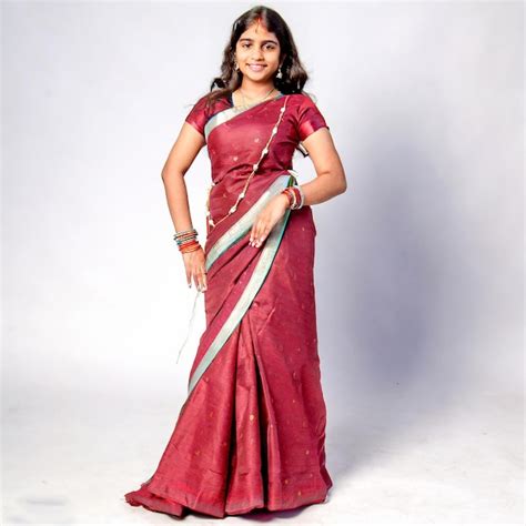 Premium Photo Indian Girl Saree Models Beautiful Indian Bride Wearing