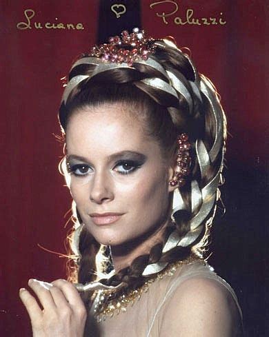 Fiona Volpe Thunderball Bond Girls Bond Women Luciana Paluzzi