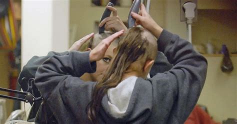 Disturbing Reason Britney Spears Shaved Head Finally Confirmed 12 Years