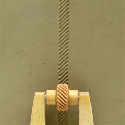 Mrs 010 Slanted Lines Mini Roller By Mkm Pottery Tools