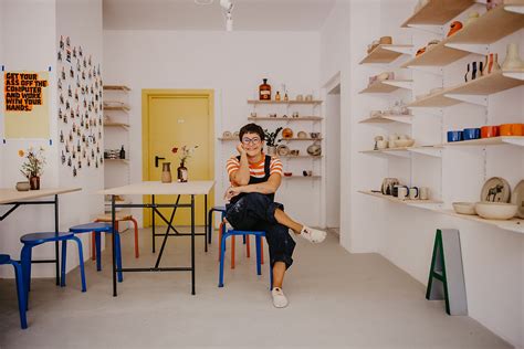 Businessfotos In Darmstadt Mit Anna Groos In Der Mach O Theke