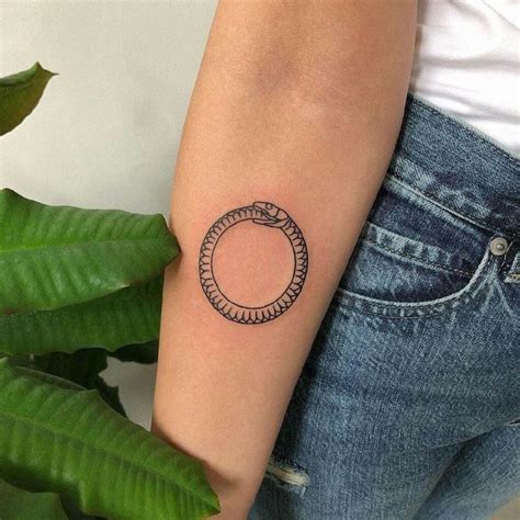 Pin By Tanya On Tattoos Circular Tattoo Tattoos For Women Circular