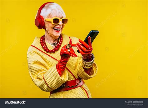 Funny Old Women Stephtolev And Funnyoldbag On Accepting Your Aging