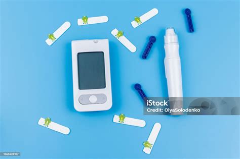 Digital Glucometer Lancet Pen Disposable Needles And Test Strips On