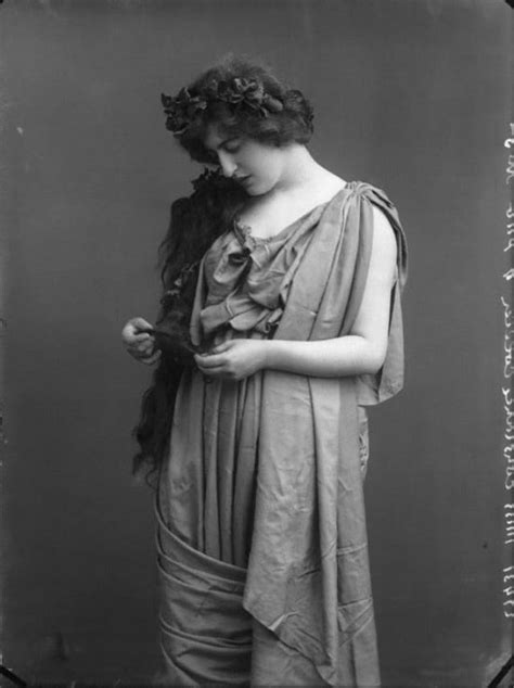 30 Gorgeous Portrait Photos Of Constance Collier In The Early 20th Century ~ Vintage Everyday