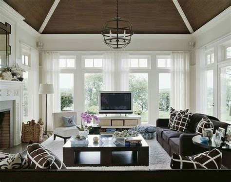 Living Livelier Trendspotting Grasscloth Ceiling