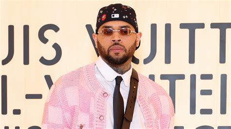 Chris Brown Thanks Fans For Supporting New Album Despite ‘mixed Reviews