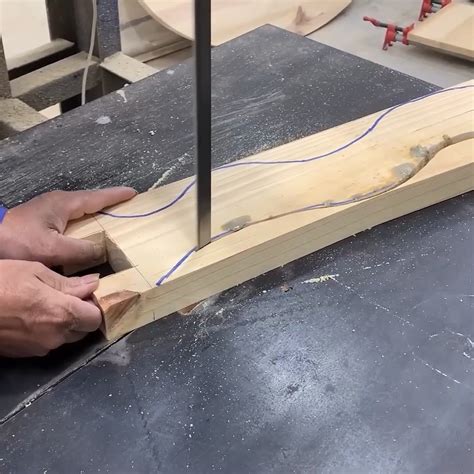 Extremely Ingenious Skills Woodworking Worker Unique Table Design