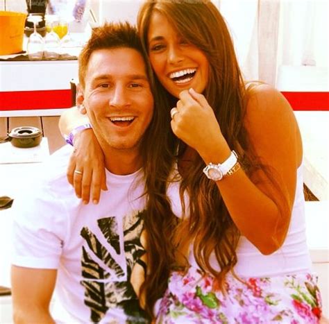 Lionel Messi Girlfriend Antonella Roccuzzo Ready For Final Larry Brown Sports