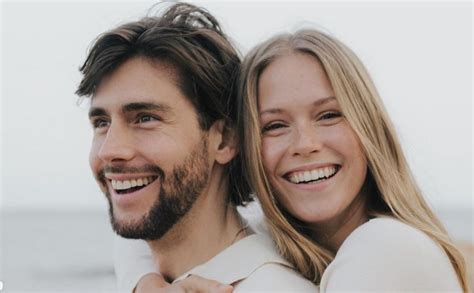 Álvaro Soler Habla Por Primera Vez De Su Boda Con Melanie Kroll Bekia