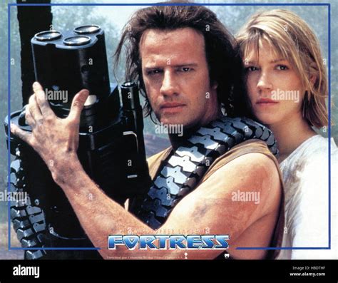 Fortress Form Left Christopher Lambert Loryn Locklin 1992