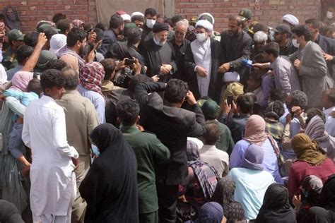 مهر تایید طوفان بر لباس خدمت رئیسی لباس خاکی، ارمغان خدمت رئیسی