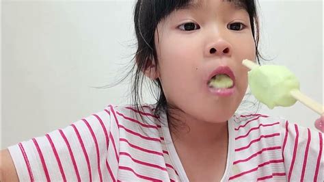 오늘은 메로나 먹방 Youtube