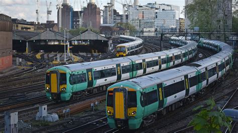 Southeastern Rail Company Starts Recruitment Drive For 600 Staff Bbc