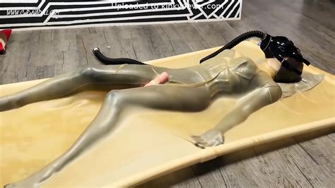 Vacbed Vibe Gasmask Eporner