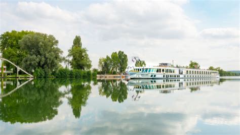 Swiss Ruby Cruising Journal