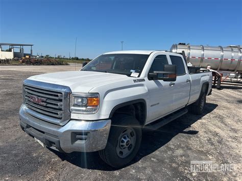 2019 Gmc 2500 4x2 Crew Cab Pickup In Baytown Texas United States