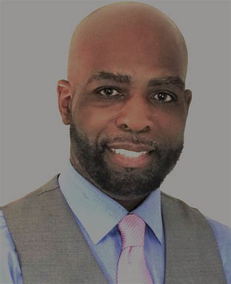 Anthony Warner Associate Clinical Social Worker Offers Therapy Under