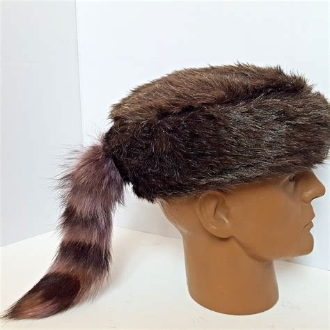 Davey Crockett Coonskin Cap Real Fur Tail Raccoon Gray Coon Daniel